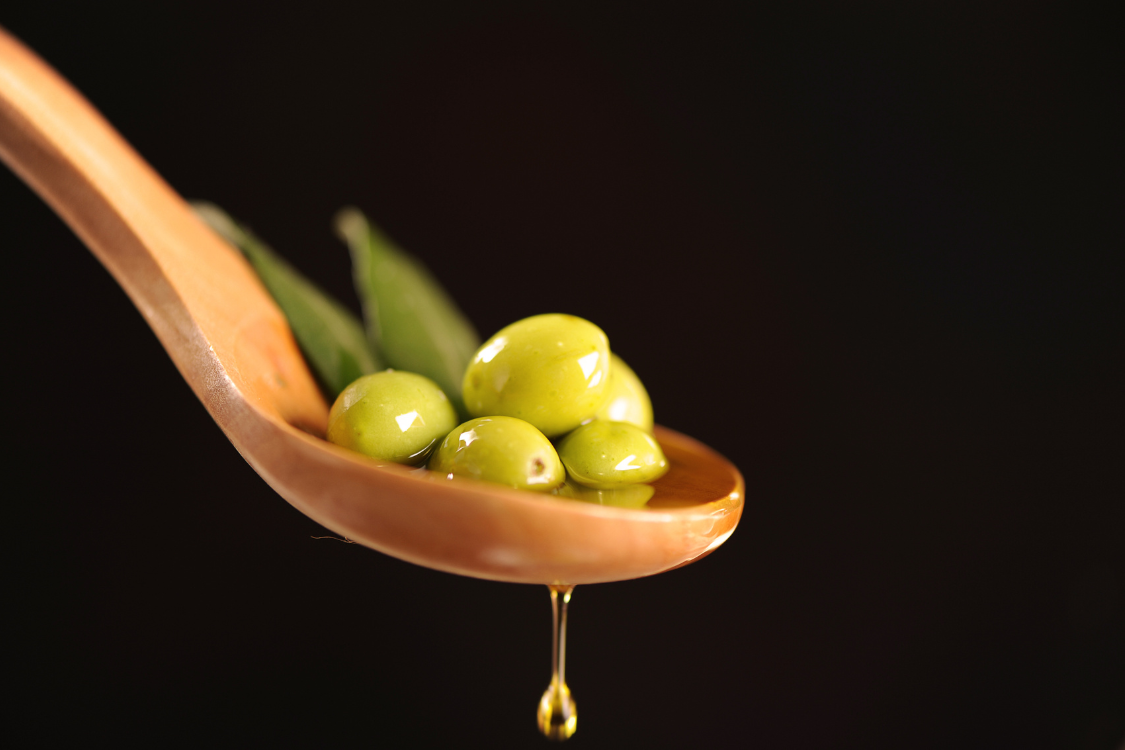 How to Make Olive Oil Traditionally: Step-by-Step – Mécène Market